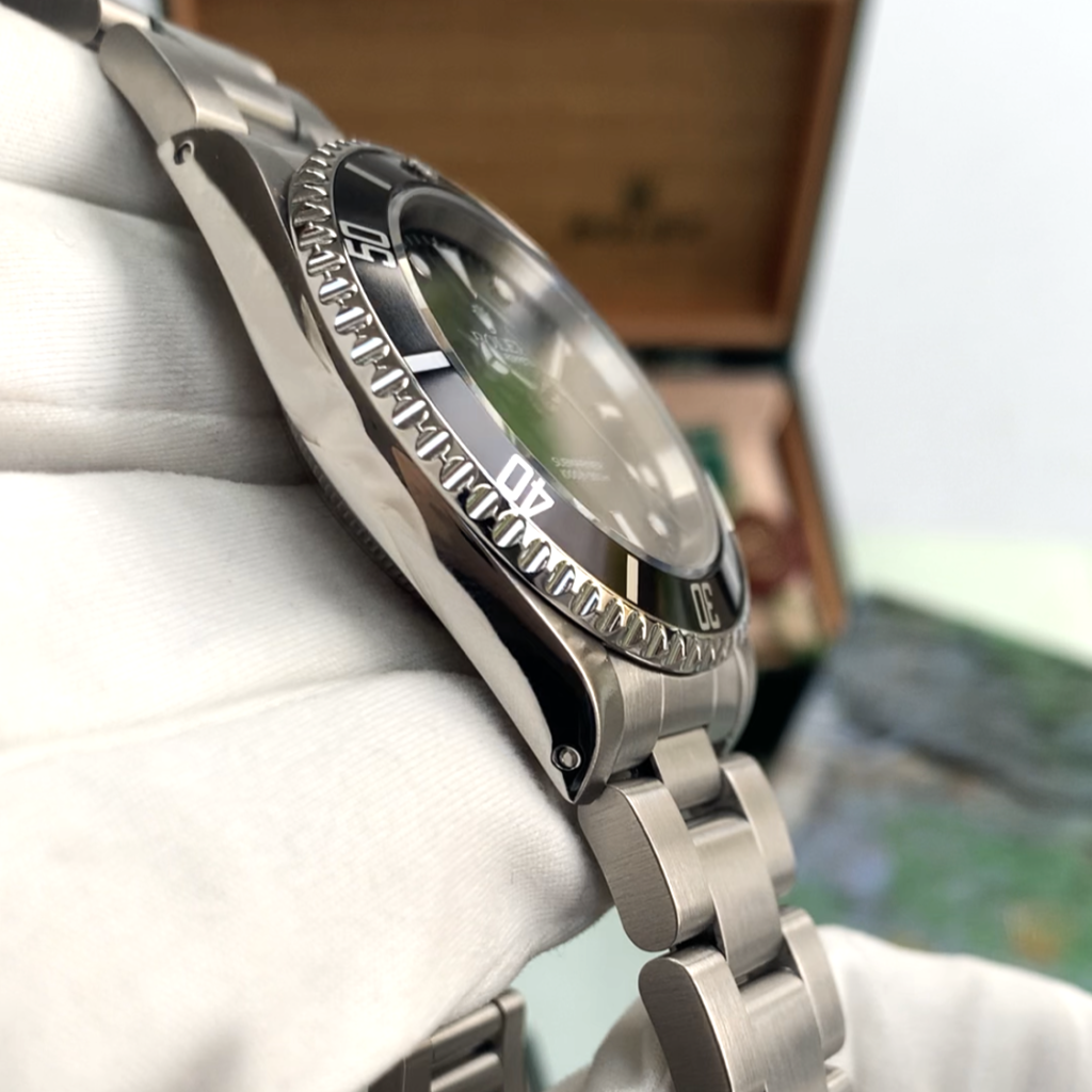 2000 Rolex Submariner (Non Date) 2 Liner Ref 14060 – Box and Papers ...